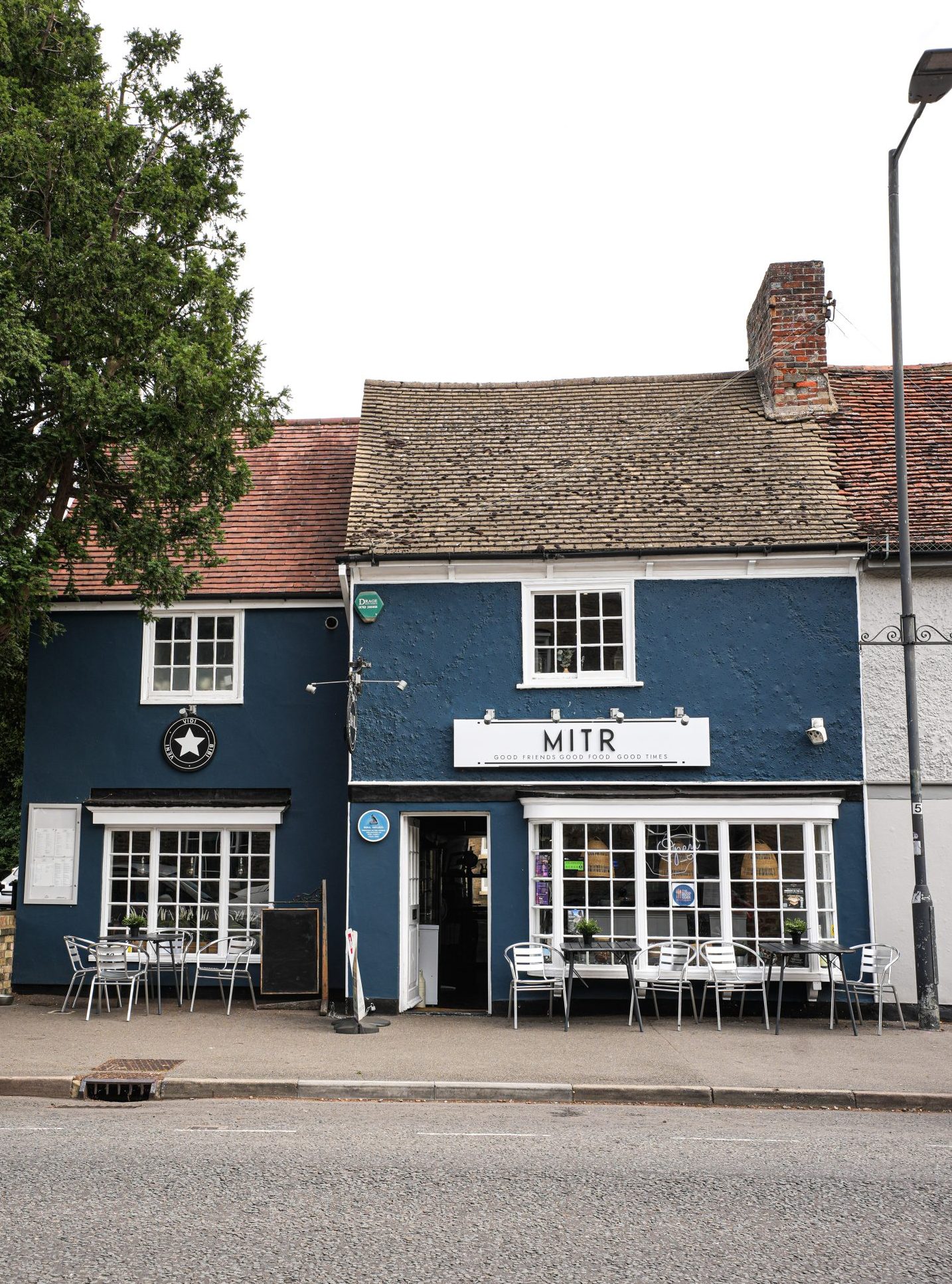 MITR Restaurant | Indian, Continental & Asian Cuisine in Royston